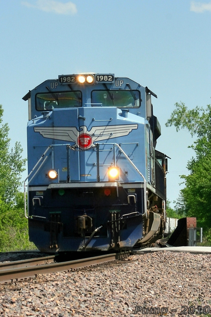 Northbound UP Manifest With the MP Heritage Locomotive